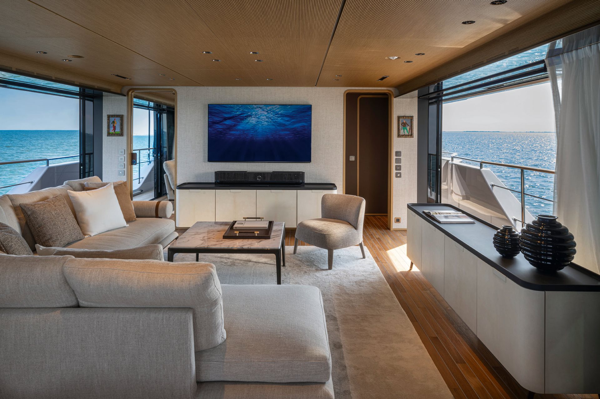 Yacht TELLI, Custom Line Navetta | CHARTERWORLD Luxury Superyacht Charters
